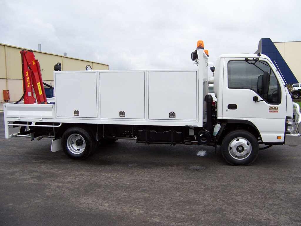 Isuzu Steel – Top Dek Transport Equipment